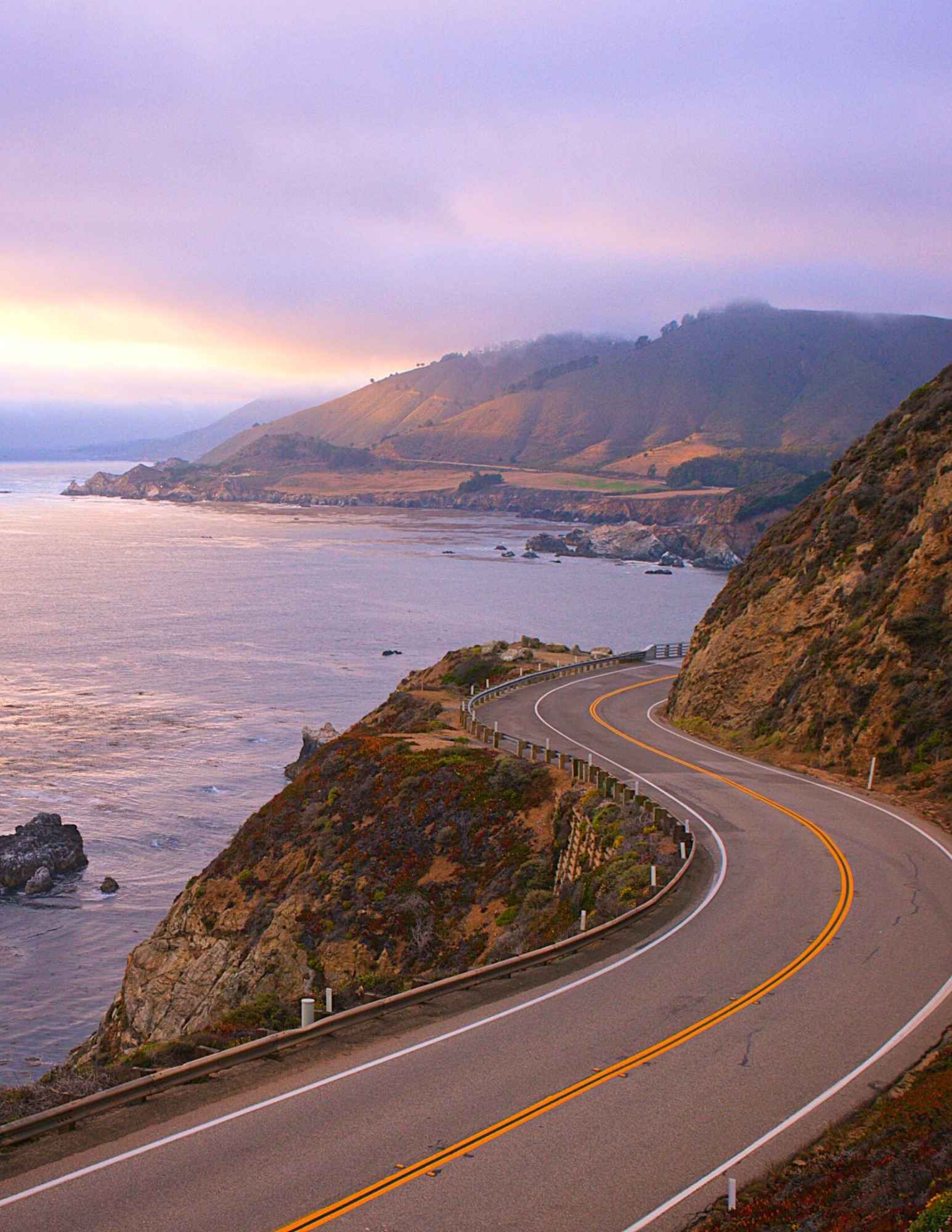 Pacific Coast Highway Road Trip & Travel Guide - PCH1 Road Trip